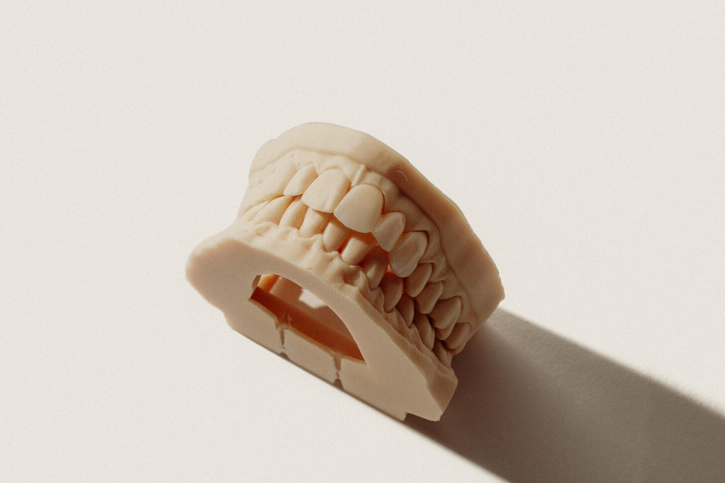 eMax vs. zirconia: What’s the difference? - Dandy